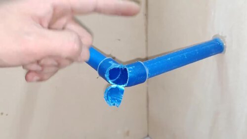 PVC管弯头卡死别硬掰!教你一招轻松更换,省时省力不费劲