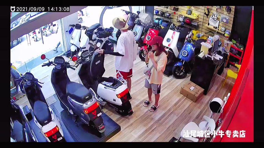 #新国标电动车 #小牛电动 #电动车 #摩托车 #开店日常 #安全骑行