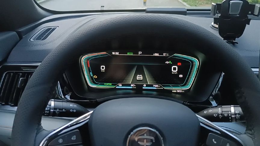 比亚迪宋plusdmi真实分享 手工缝制把套网上几元钱拍的手感不错