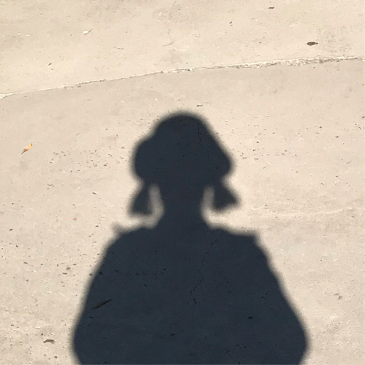-小e同学- 