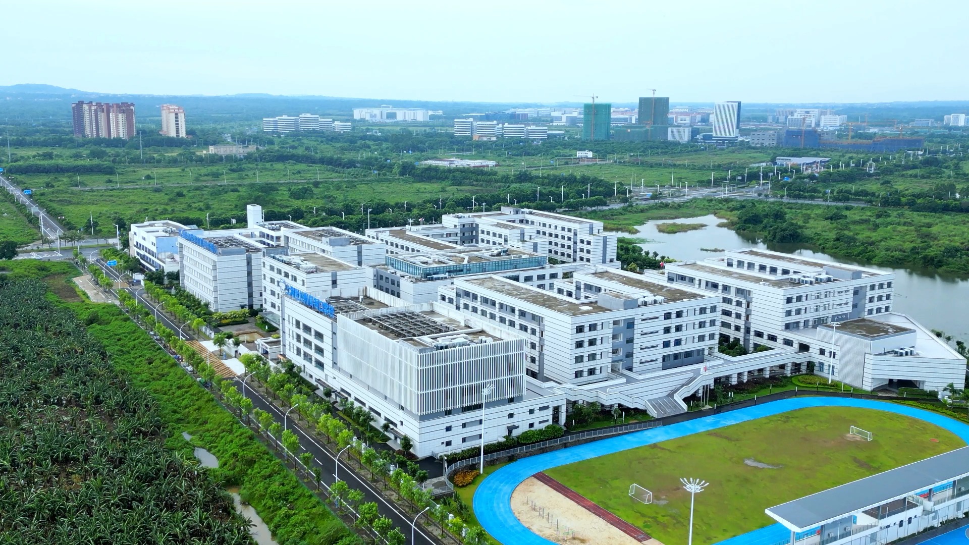 上海世外附属海口学校
