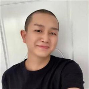 杨欢笑