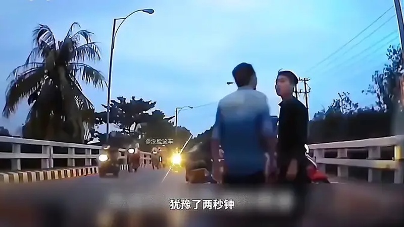 当鬼火少年遇上真大哥,他可一点不惯着你!