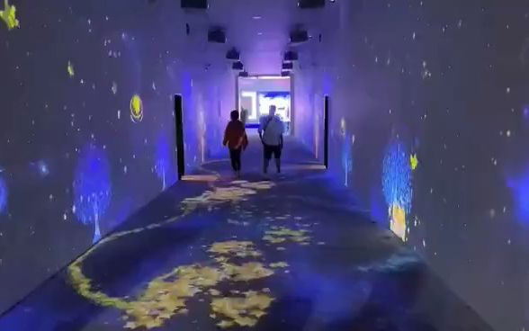 沉浸式多媒体展厅 沉浸式全息投影 多折幕投影系统