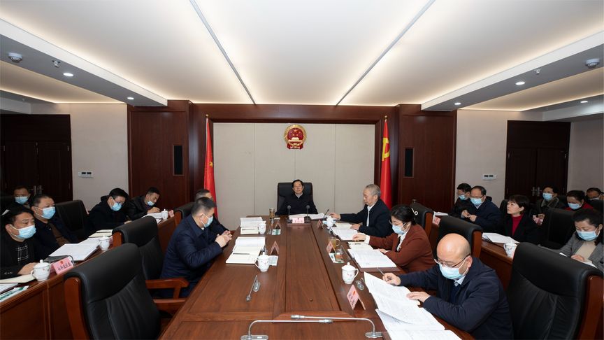 南充市第六届人大常委会召开第一百次主任会议