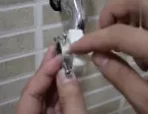 全自动洗衣机安装:水管接头的安装