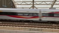 G11次列车(北京南站-上海虹桥站)高速通过常州北站四道