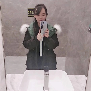 城里有个姑娘叫小迪 