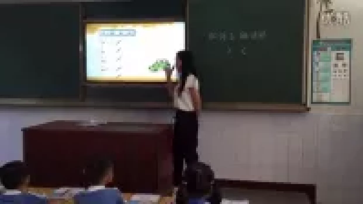 正确区分大于号与小于号