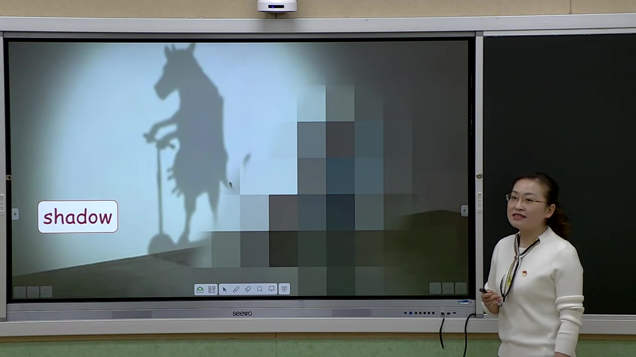 【2月19日】六年级《语文》《数学》《英语》全天课程-枣庄空中课堂