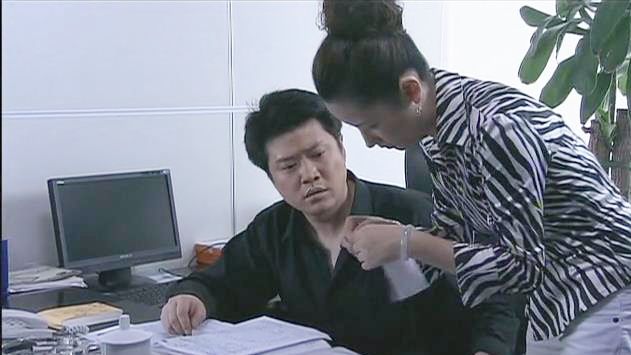 公司合同出了问题,心机女就利用合作的男子,让他当替死鬼