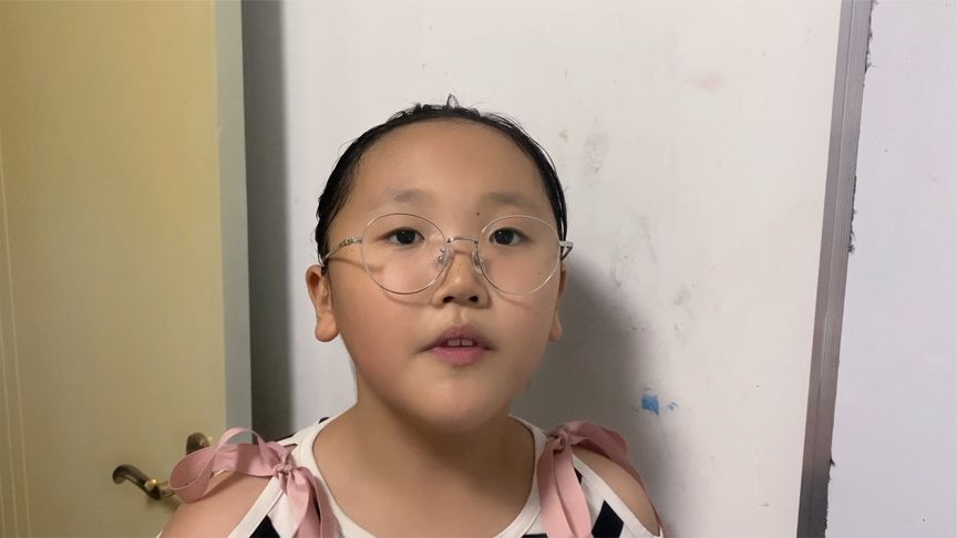 一个3位数2放在左边和右边分别组成两个四位数它们的差是936