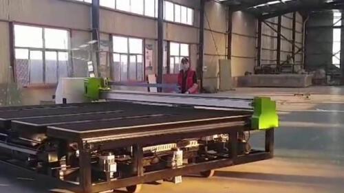 上午好,欢迎各位老铁们,来德州乐陵看玻璃切割一体机!