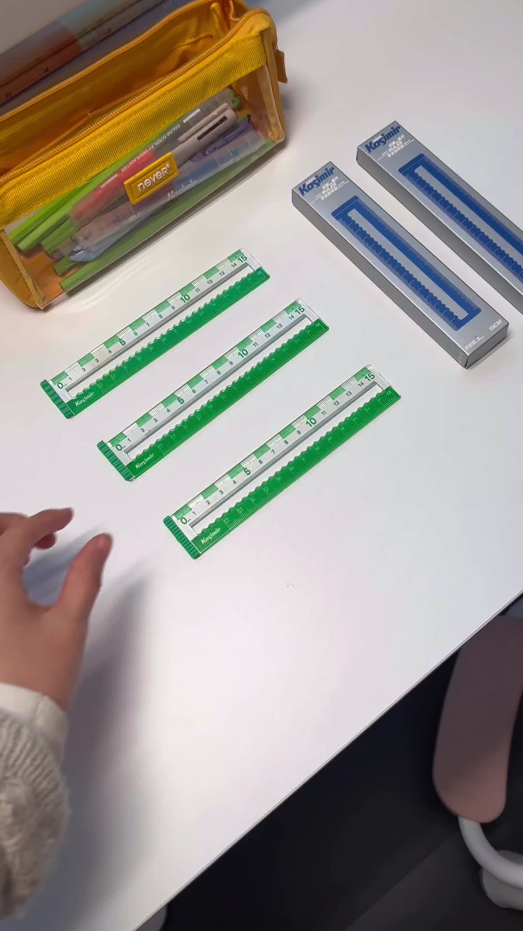 横面、竖面都做了刻度,还能画直角,真的太方便啦!#学生党必备 #文具...