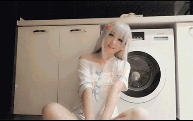 【也君】搞笑美女动态GIF图片分享