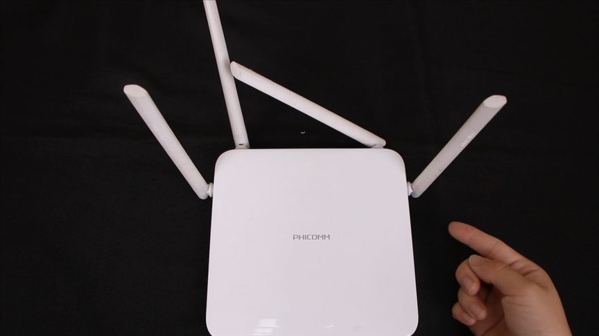 路由器这个地方调一下,信号立马增强百倍,网络再也不卡了