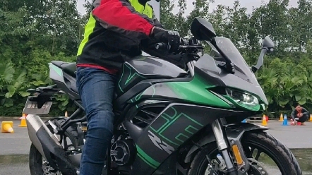 无极250RR仪表