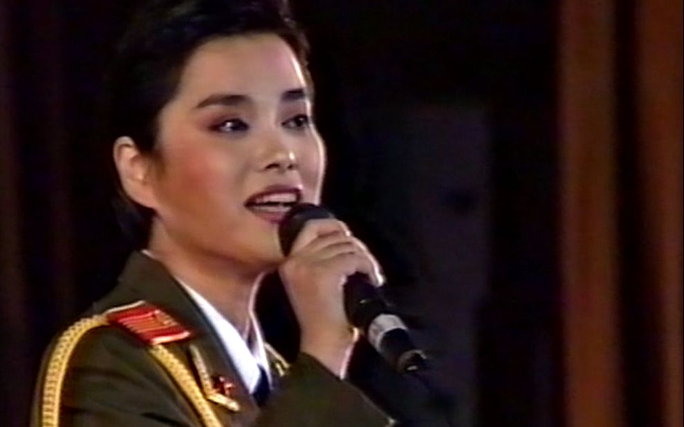 1991年毛阿敏总政时期珍贵现场版《不要问为什么》 叹为观止!