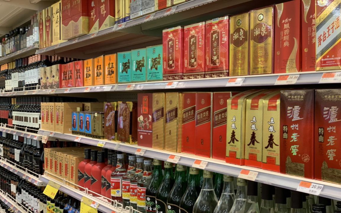 买白酒,不看牌子不看价格,只看标签有这行字,就是粮食酒