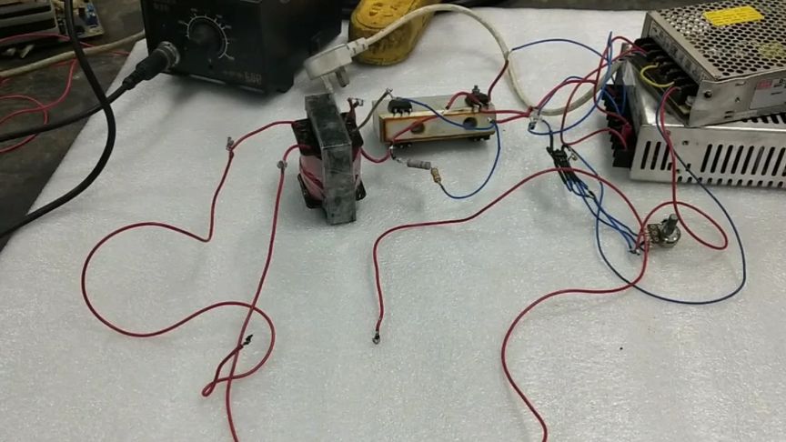 ne555制作的简易逆变器 实物加原理图