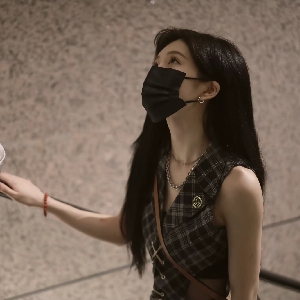 摸摸杰西喵的折耳 