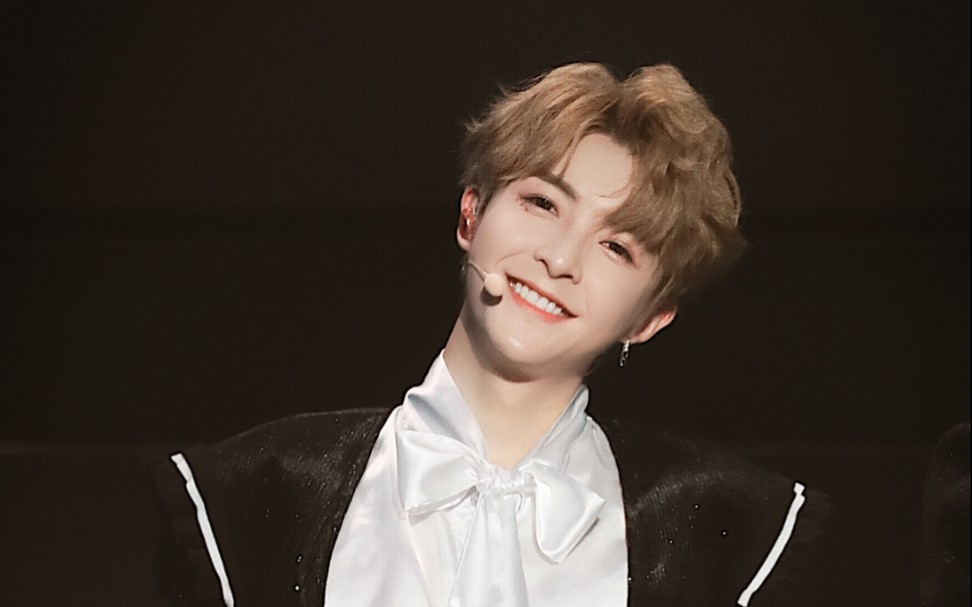 【UNINE管栎】0608上海见面会饭拍合集