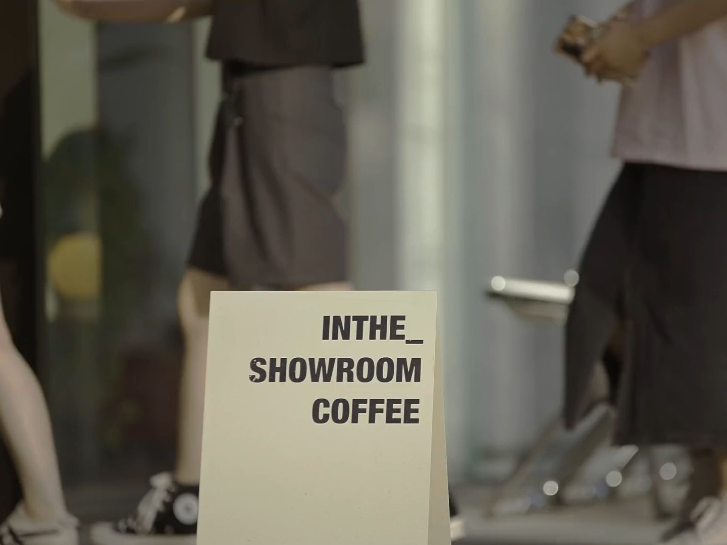 ...设计】西安锦业路12号迈科中心INTHE 商店,成为自己生活的设计师