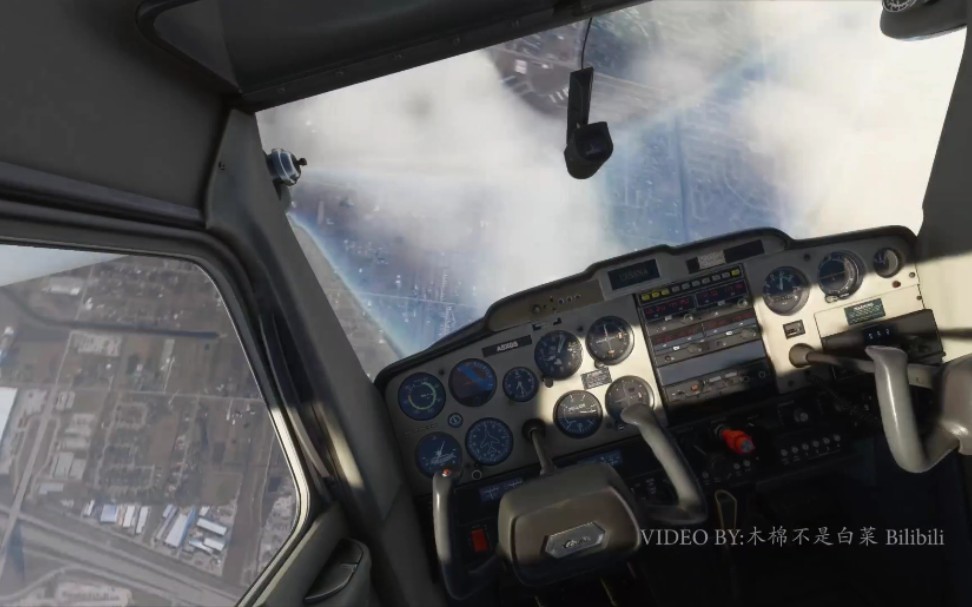 一个动作告诉你微软模拟飞行的气动与其他游戏对比并不差
