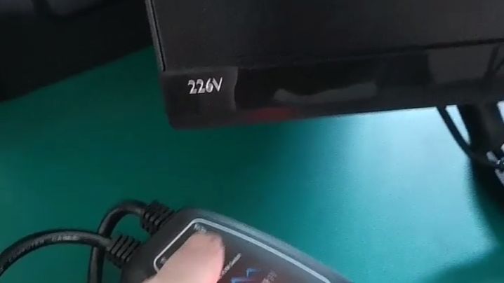 2口带线式桌面KVM,办公/游戏神器!
