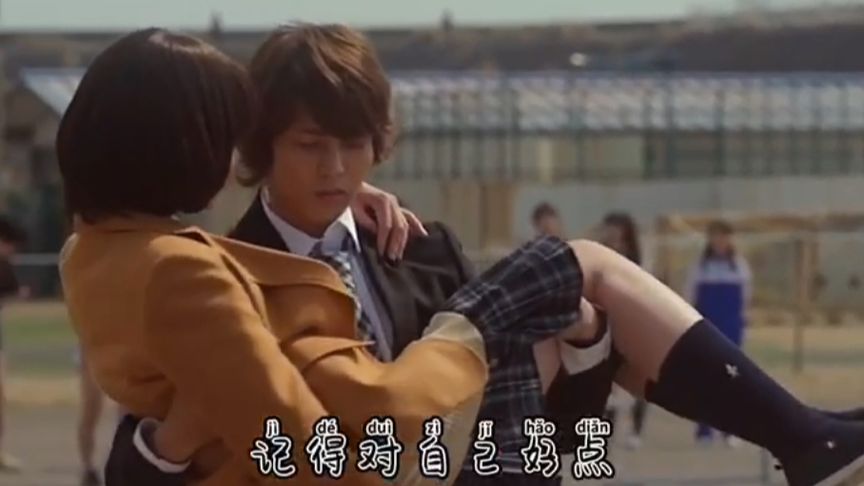 夜听 生活总是千变万化的,充满戏剧性的同时,也不乏偶有精彩