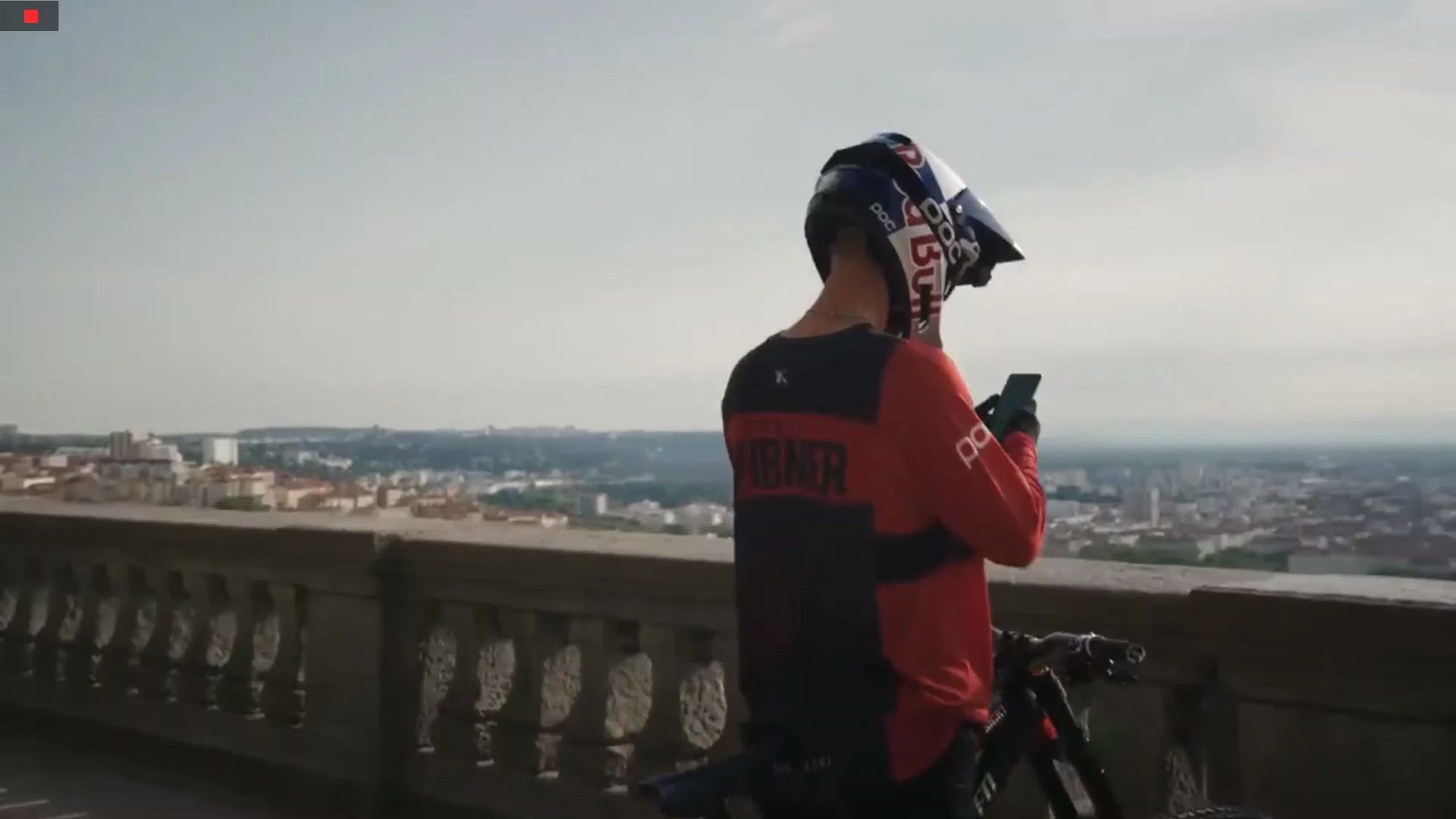 全 程 卧 槽 2(只用 8 分钟,山地车大神从里昂骑到巴黎)