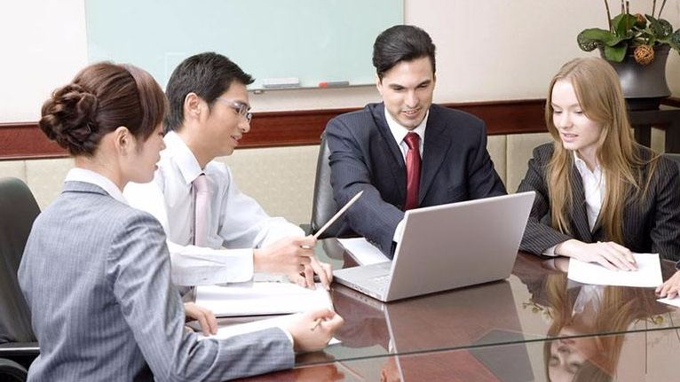 大户小七:商务拜访之言行举止礼仪,弄不好要出洋相!