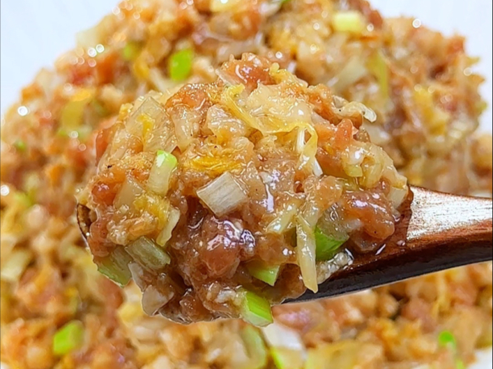 酸菜猪肉馅的水饺,明天就是立冬别忘记吃饺子