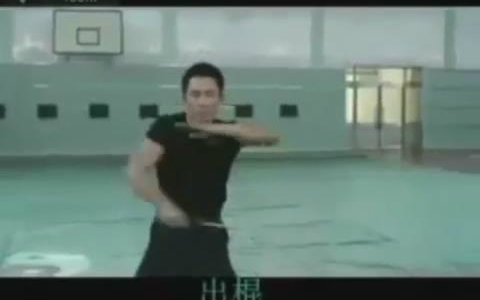 警察蜀黍教你如何玩转伸缩警棍