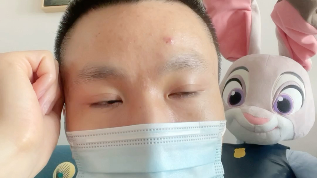 闲鱼交易iPhone手机遭遇不良买家退货退款,拒绝并举证后客服判定...