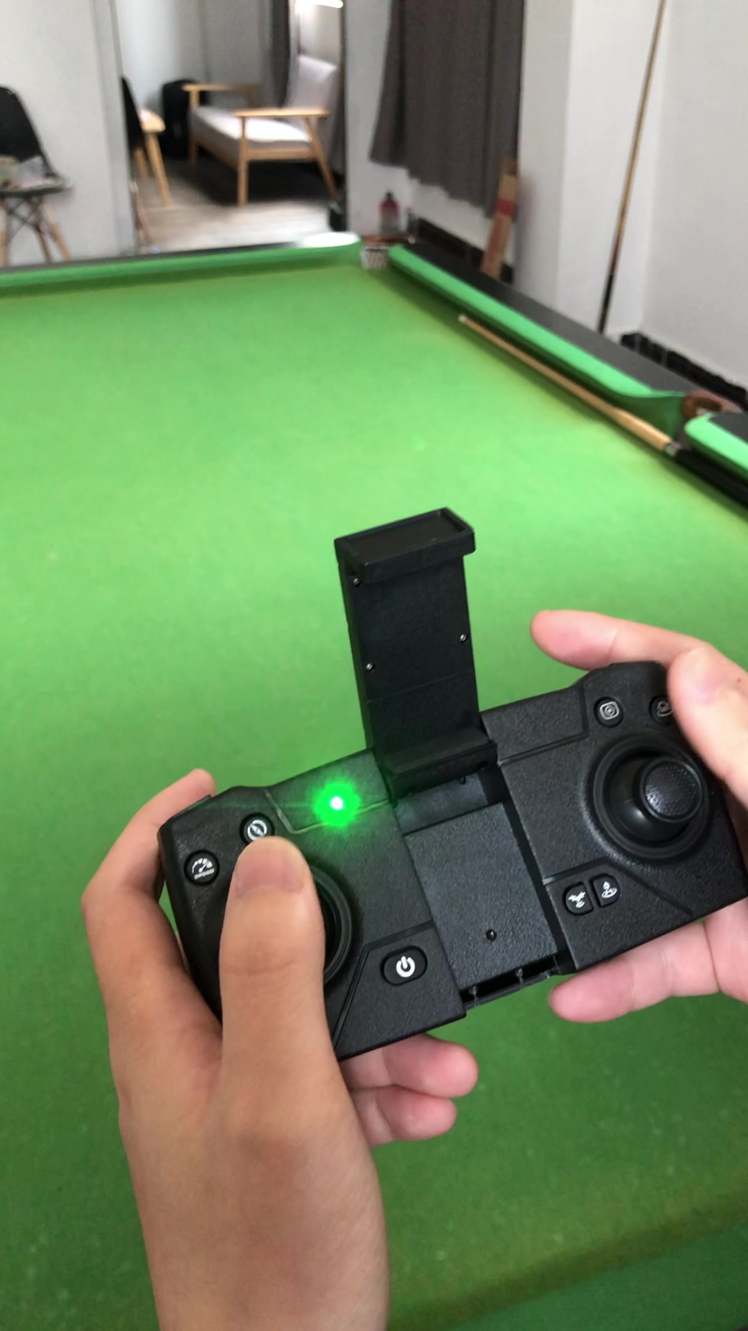 SMRC/山猫M20无人机室内起飞教程