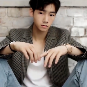 米忽悠畜牧科技董事长 