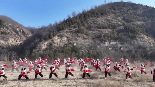 《安塞腰鼓》从课文中走出