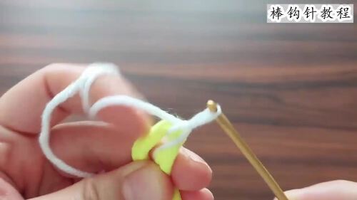 一根皮筋秒变时尚手链!3分钟学会超美编织,闺蜜都抢着要!