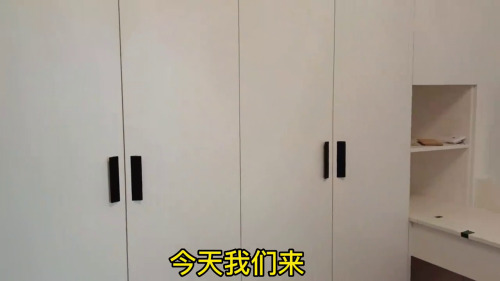 新买的房子搞全屋定制,4个柜子2张床35000,几块木板怎么这么贵