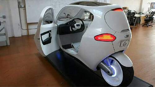 撞不倒的国产不倒翁电动车!百公里5度电,平衡绝技引全网围观