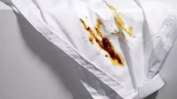 衣服上出现油墨,该怎样才能洗掉?看完就知道了