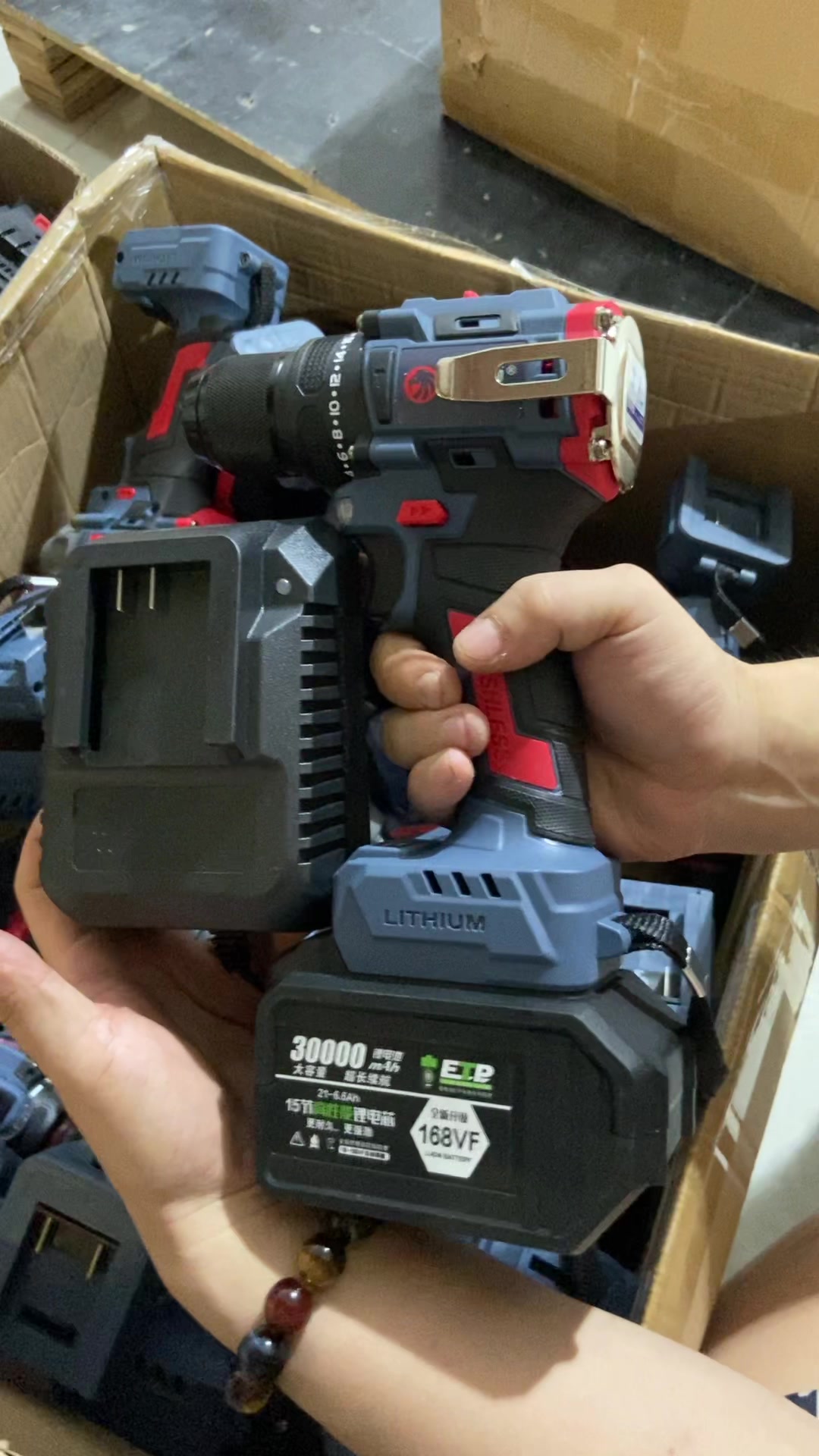 全新大功率锂电无刷手电钻#锂电池#锂电钻#泥瓦工#装修工 #修理工