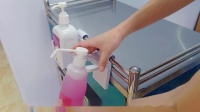 #医院6s管理 快速免洗手消液挂架 稳定牢固免打孔 提高手部消毒次数...