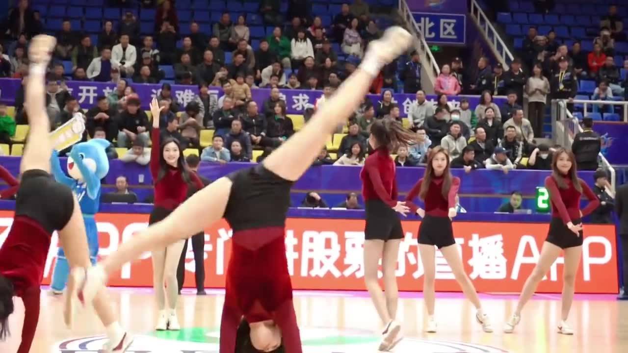 蜀道山!四川队啦啦队舞蹈视频:运动女孩!