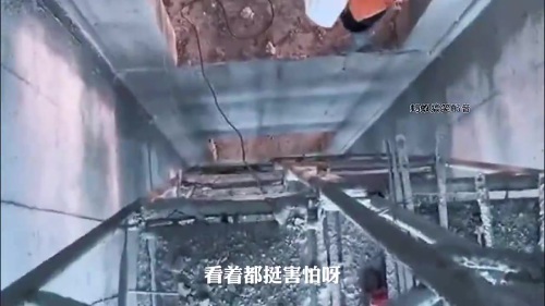 脚手架不停摇晃,我究竟要如何安全应对?