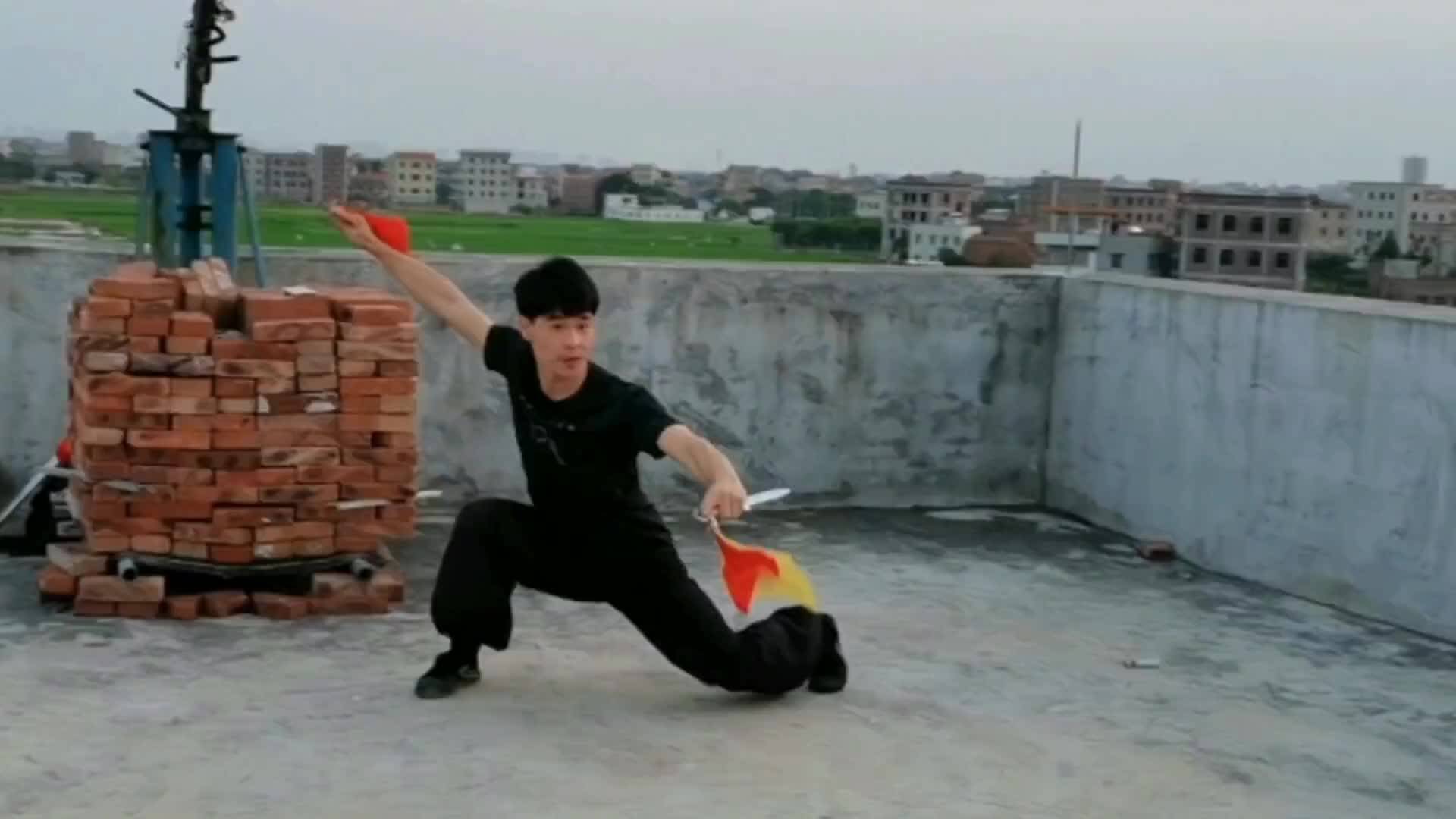 匕首属传武术兵器之一,历史悠久,源远流长