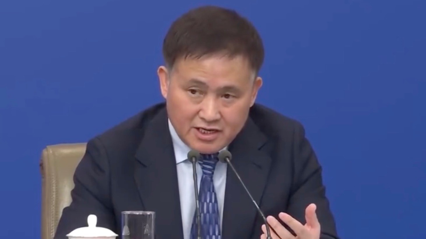 央行:今年将择机降准降息