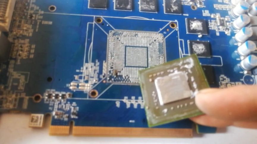 老杜电脑:撬掉主芯片分解台式机显卡故障位置 为什么花屏