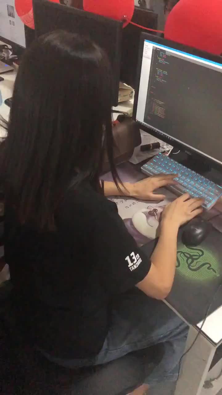 前端代码女神小姐姐教童鞋们一起学编程